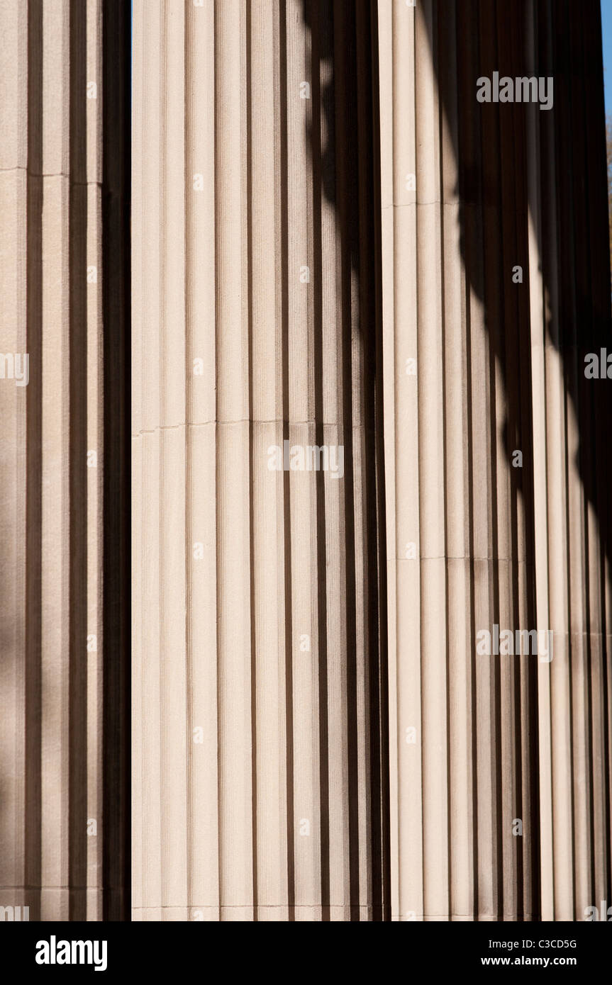 Doric ionic corinthian columns hi-res stock photography and images - Alamy