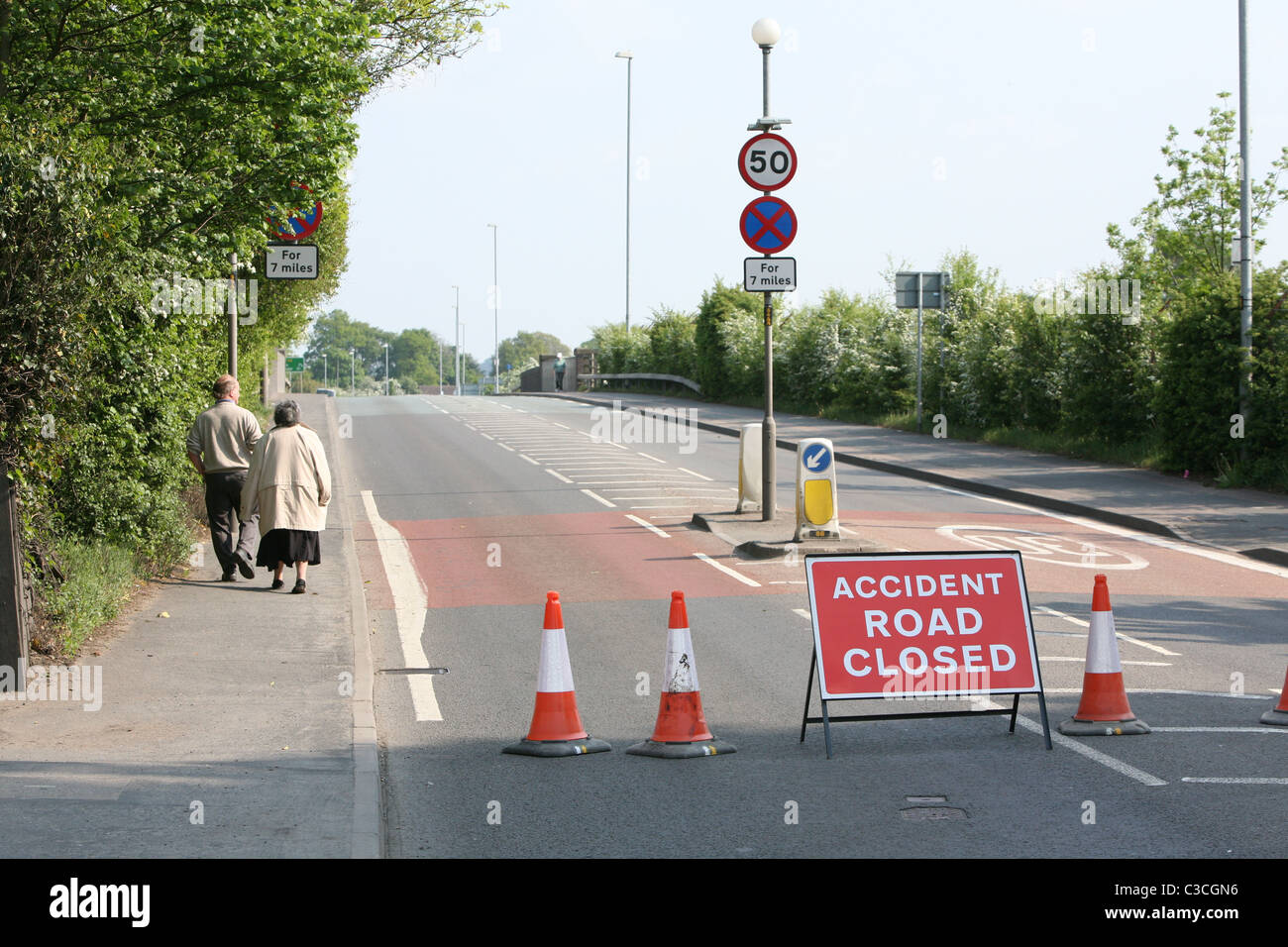 Closed road cones hi-res stock photography and images - Alamy