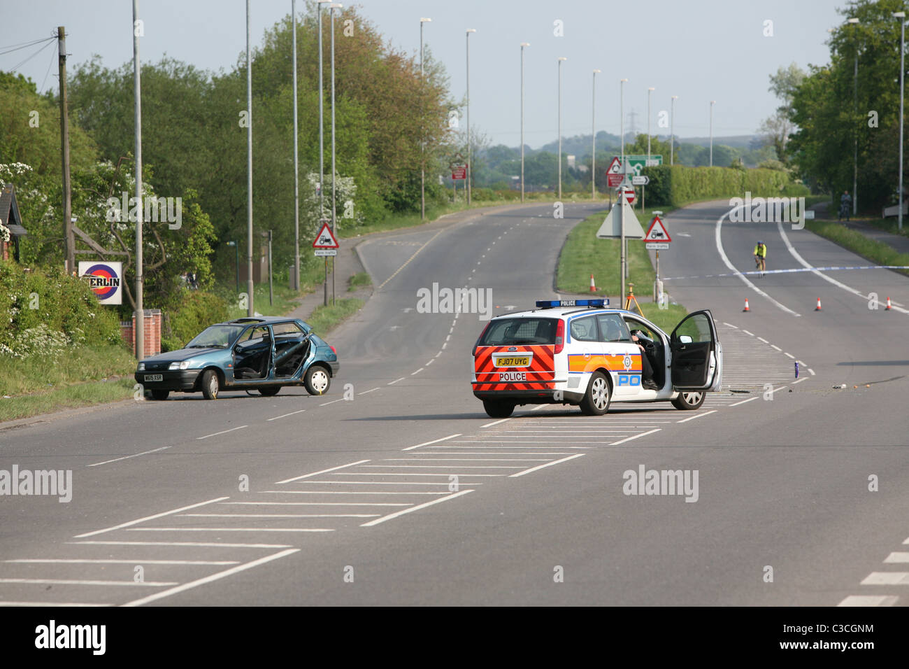 police at the scene of a fatal accident car accident Stock Photo - Alamy