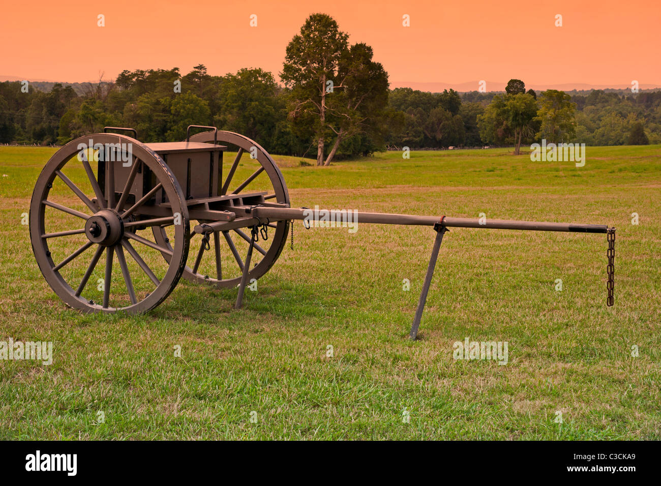 A caisson wagon supporting Ricketts' Artillery on the Manassas ...