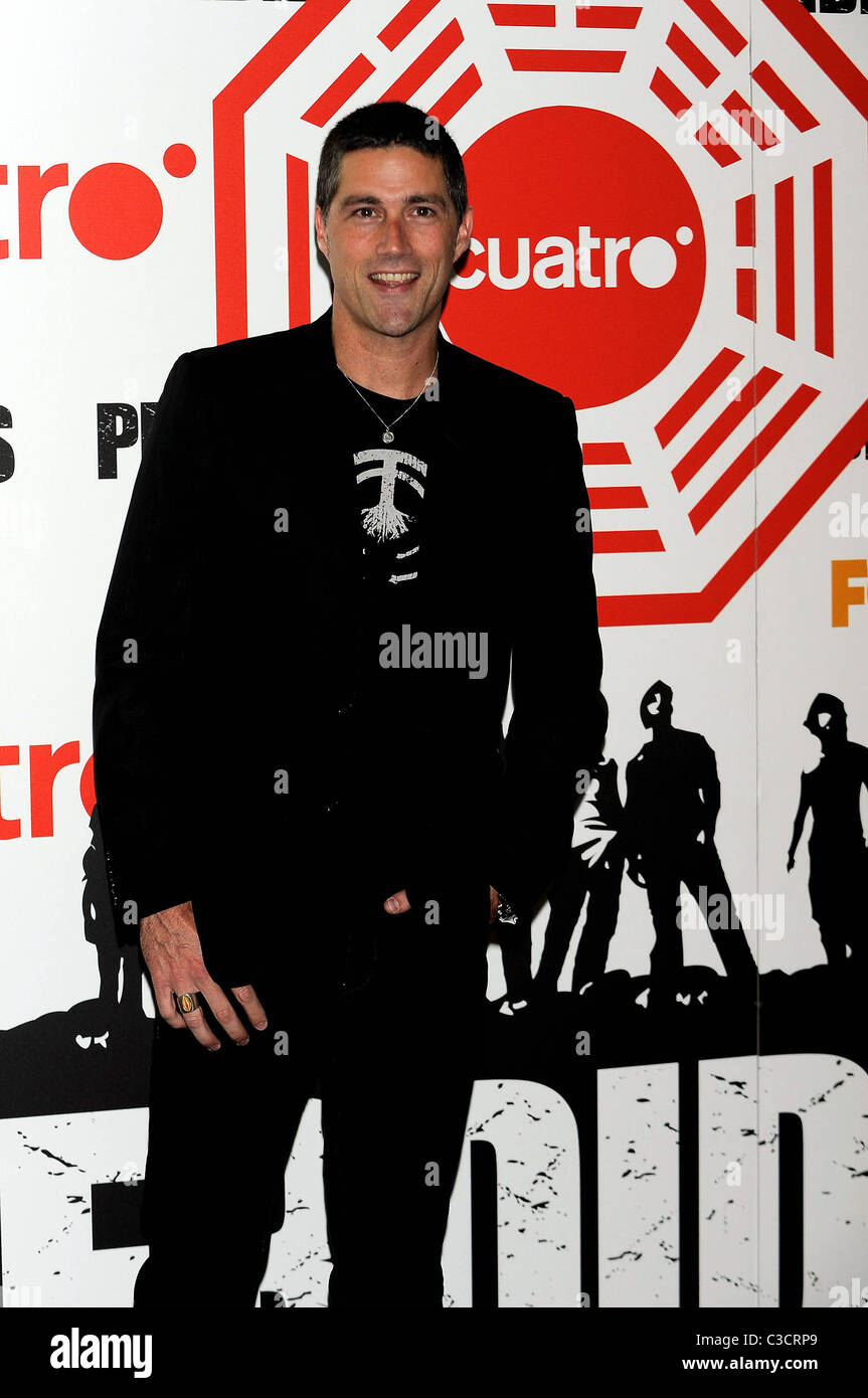 Mathew Fox attends a photocall for the television series 'Lost', held ...