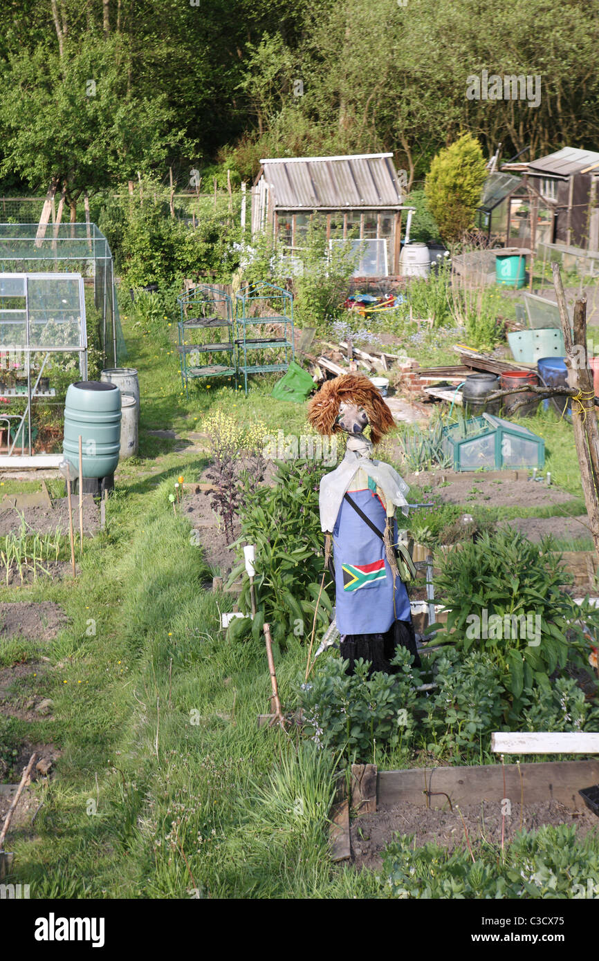 African scarecrow hi-res stock photography and images - Alamy