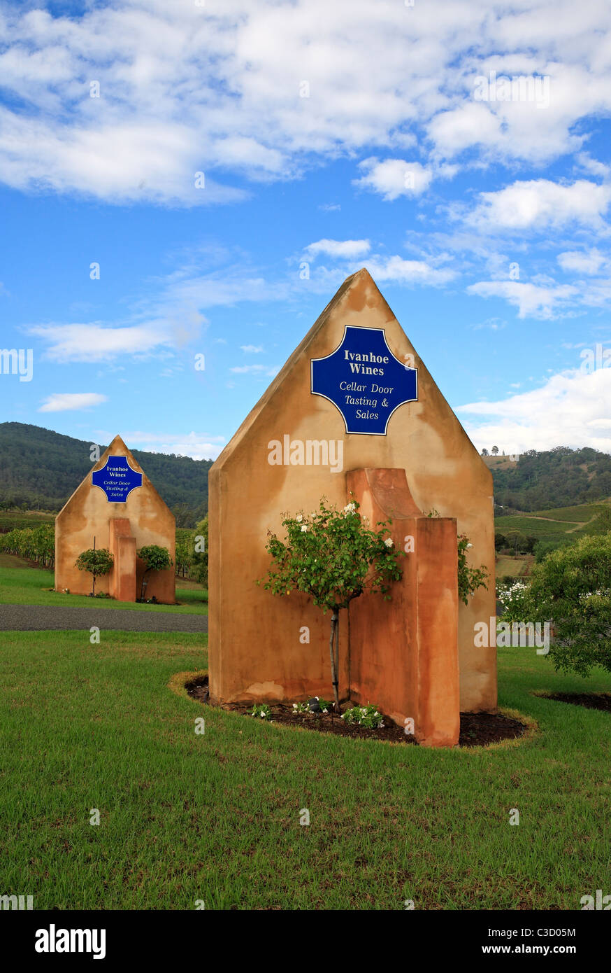 Ivanhoe australia hi-res stock photography and images - Alamy