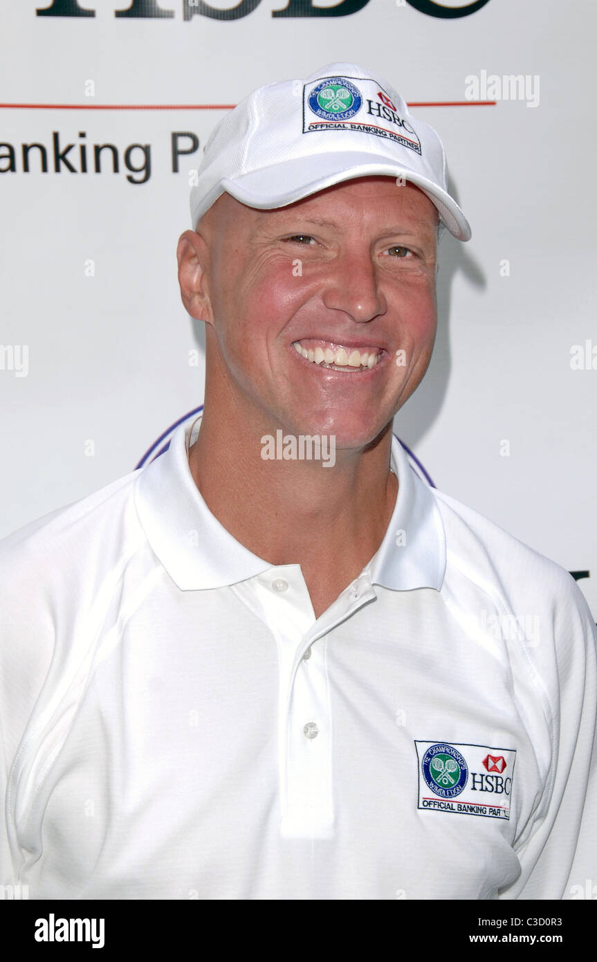 Luke Jensen HCBC presents Wimbledon 2009 at Rockefeller Center New York ...