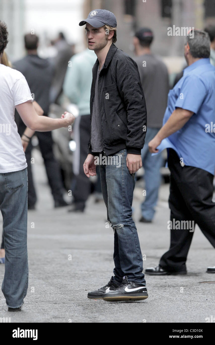 Robert Pattinson Ripped