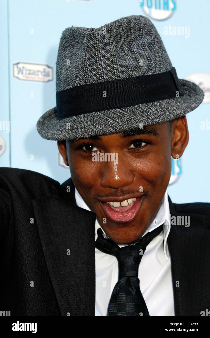 Brandon Mychal Smith Disney Channel's hit series 'Wizards of Waverly ...