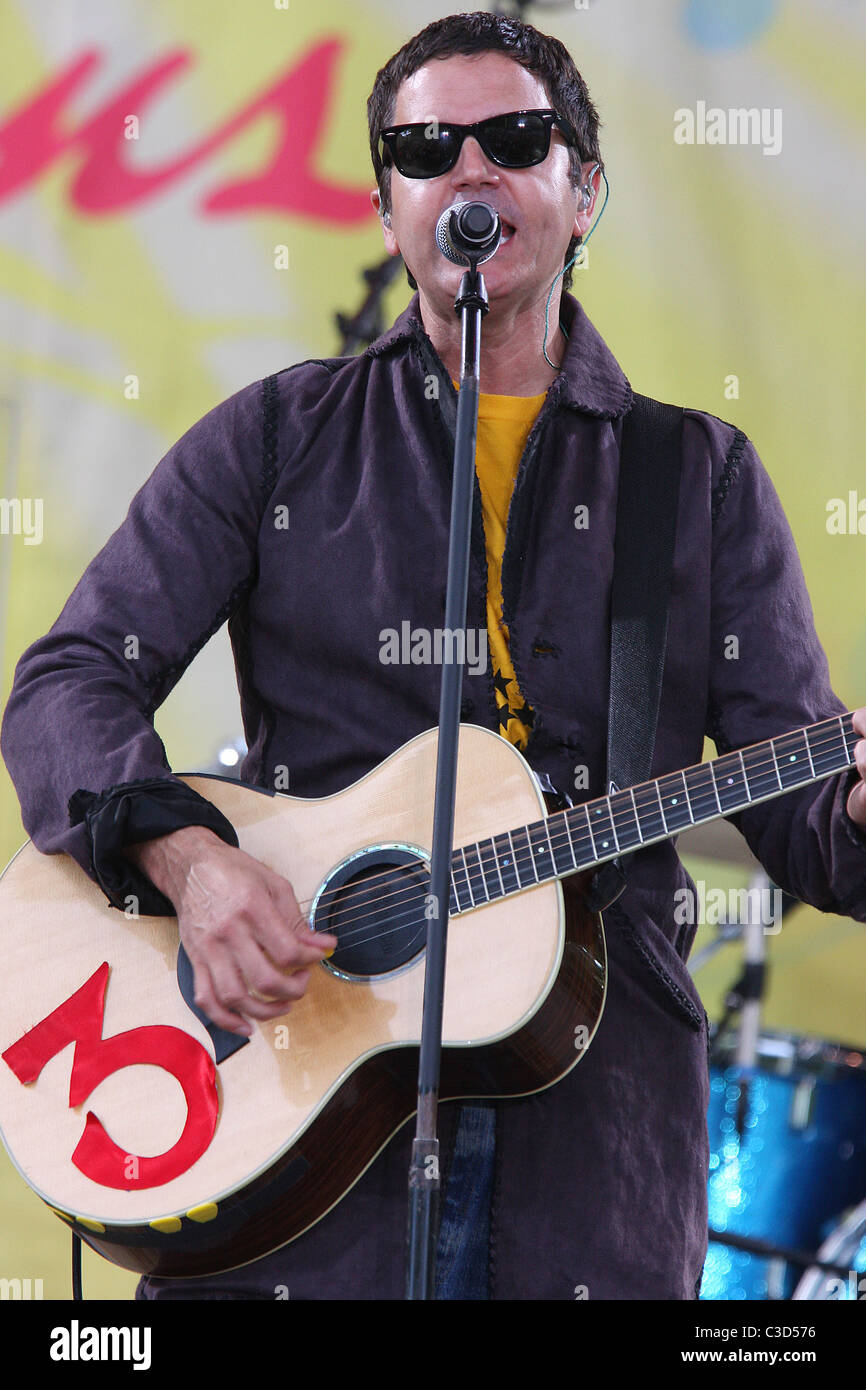 Stephan Jenkins Third Eye Blind performing live on 'Good Morning ...