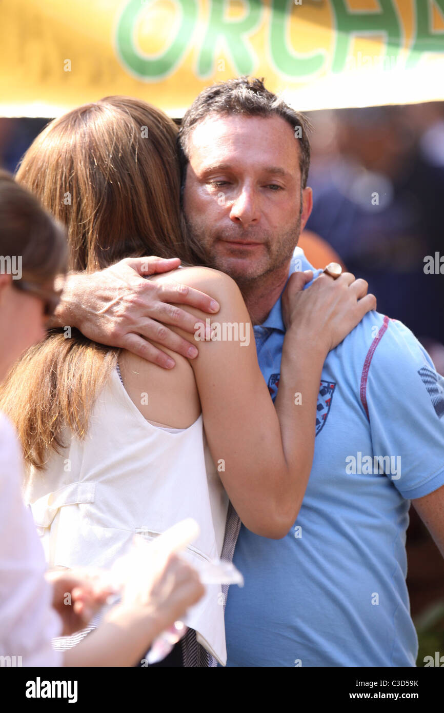 Jennifer Lopez seen on the set of her new movie 'The Back-Up Plan' in ...