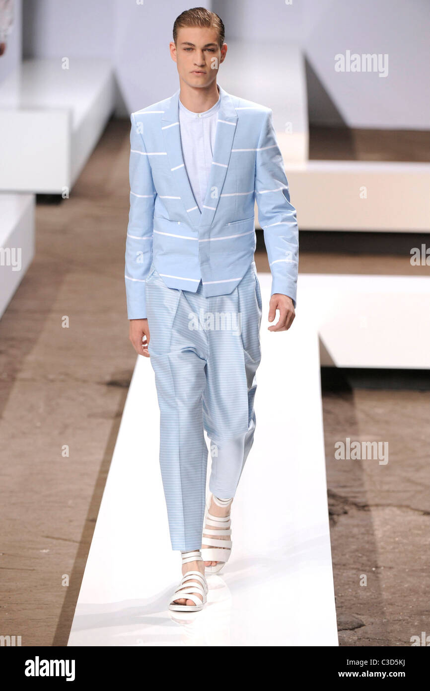 Model walks the catwalk Paris Fashion Week Menswear Spring/Summer 2010 ...