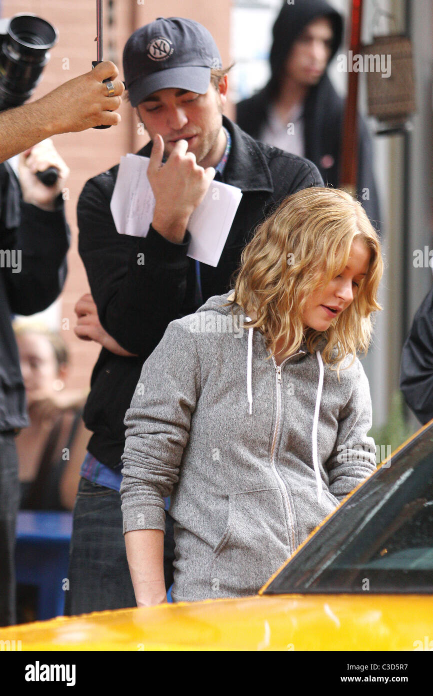 Robert Pattinson and Emilie de Ravin on the set of their new film ...