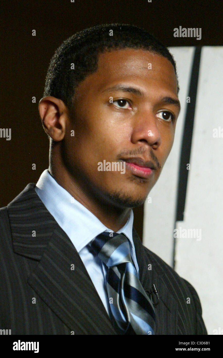 Cannon films hi-res stock photography and images - Alamy