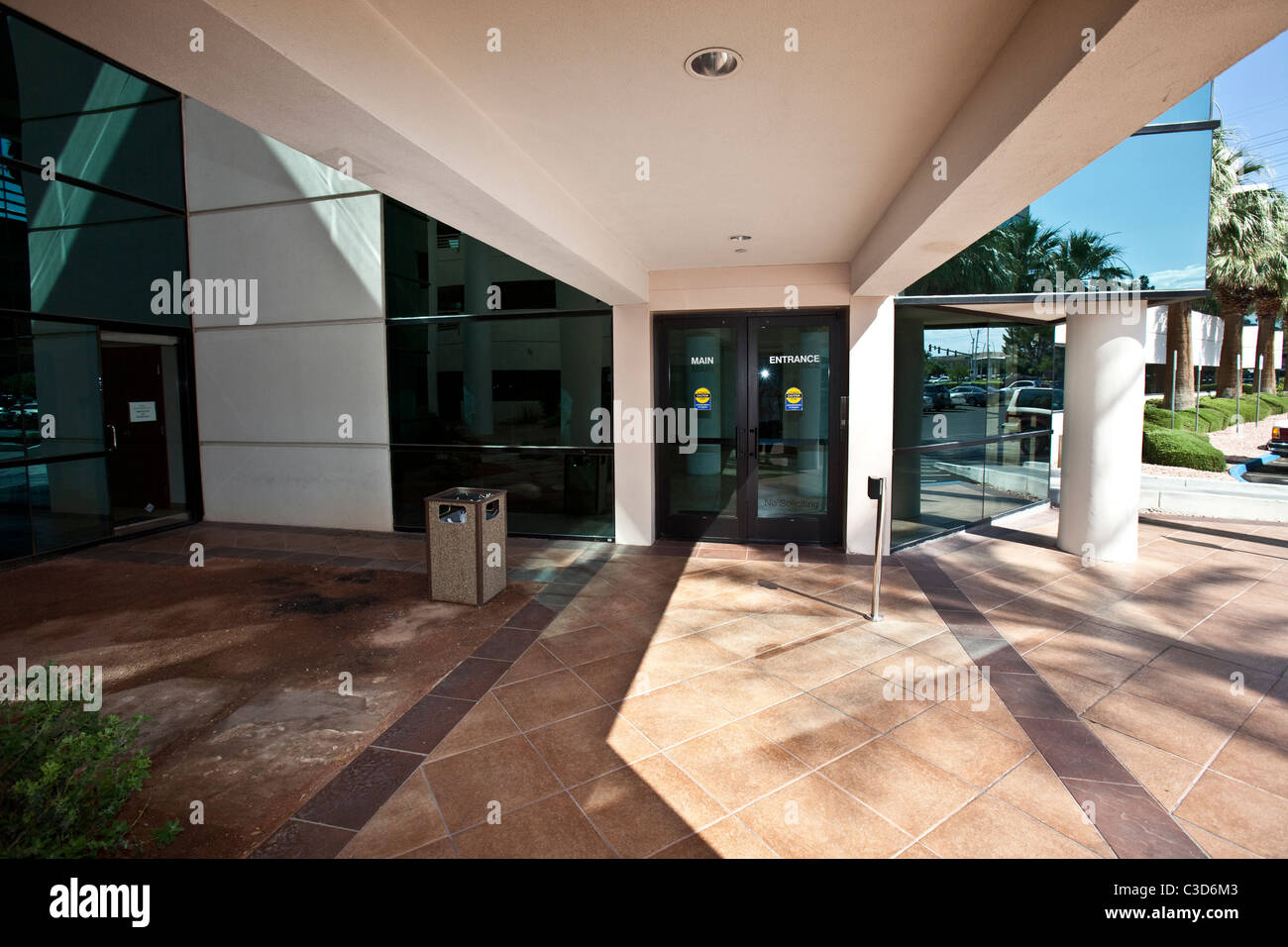 Michael Jackson's live-in doctor was a Las Vegas-based cardiologist ...