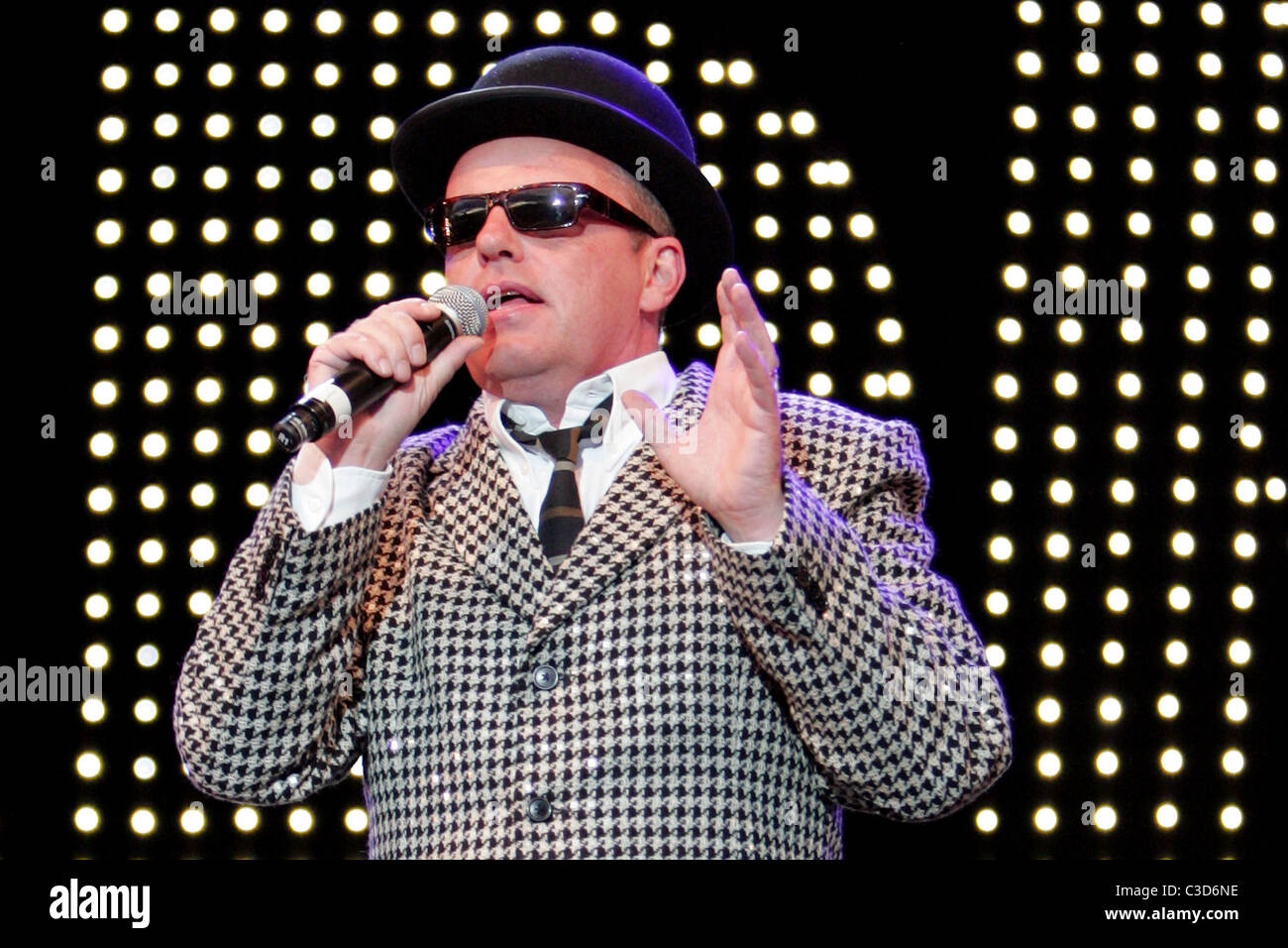 Suggs from Madness Madstock Festival 2009 held at Victoria Park London ...