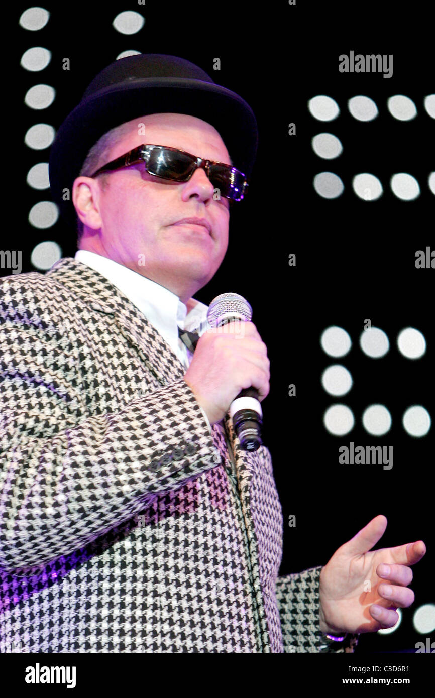 Suggs from madness madstock festival hi-res stock photography and ...