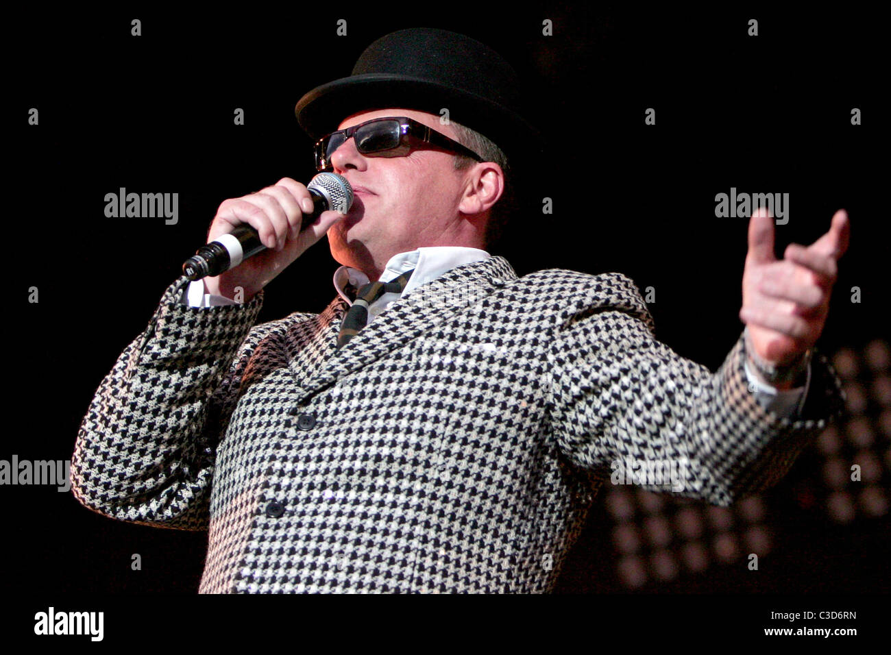 Suggs from Madness Madstock Festival 2009 held at Victoria Park London ...