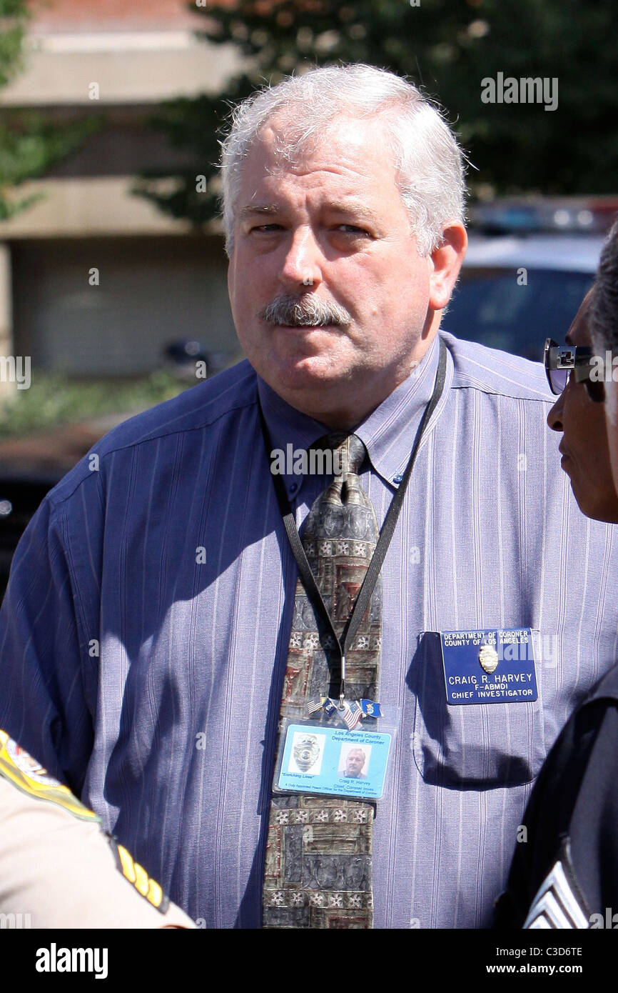 * JACKSON'S FINAL AUTOPSY REPORT DUE IN FOUR TO SIX WEEKS A final ...