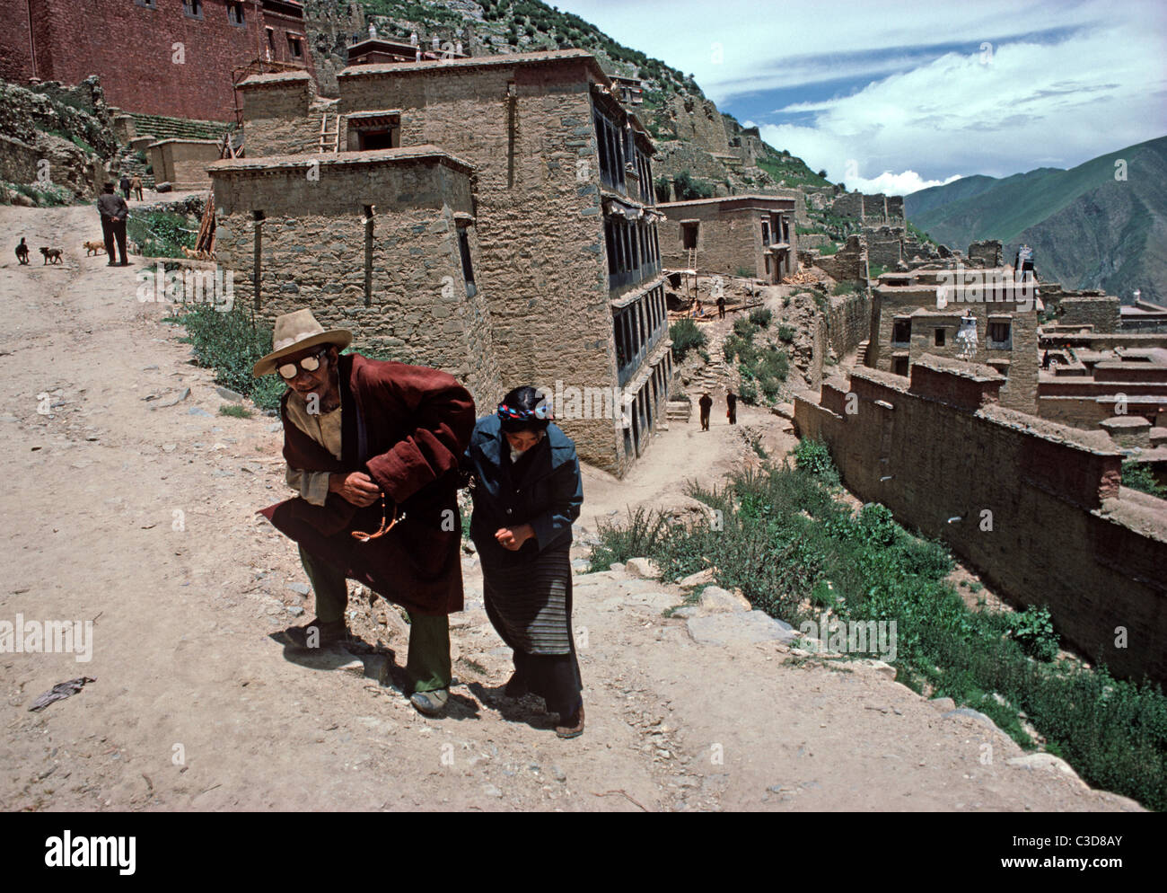 1966 red guards hi-res stock photography and images - Alamy