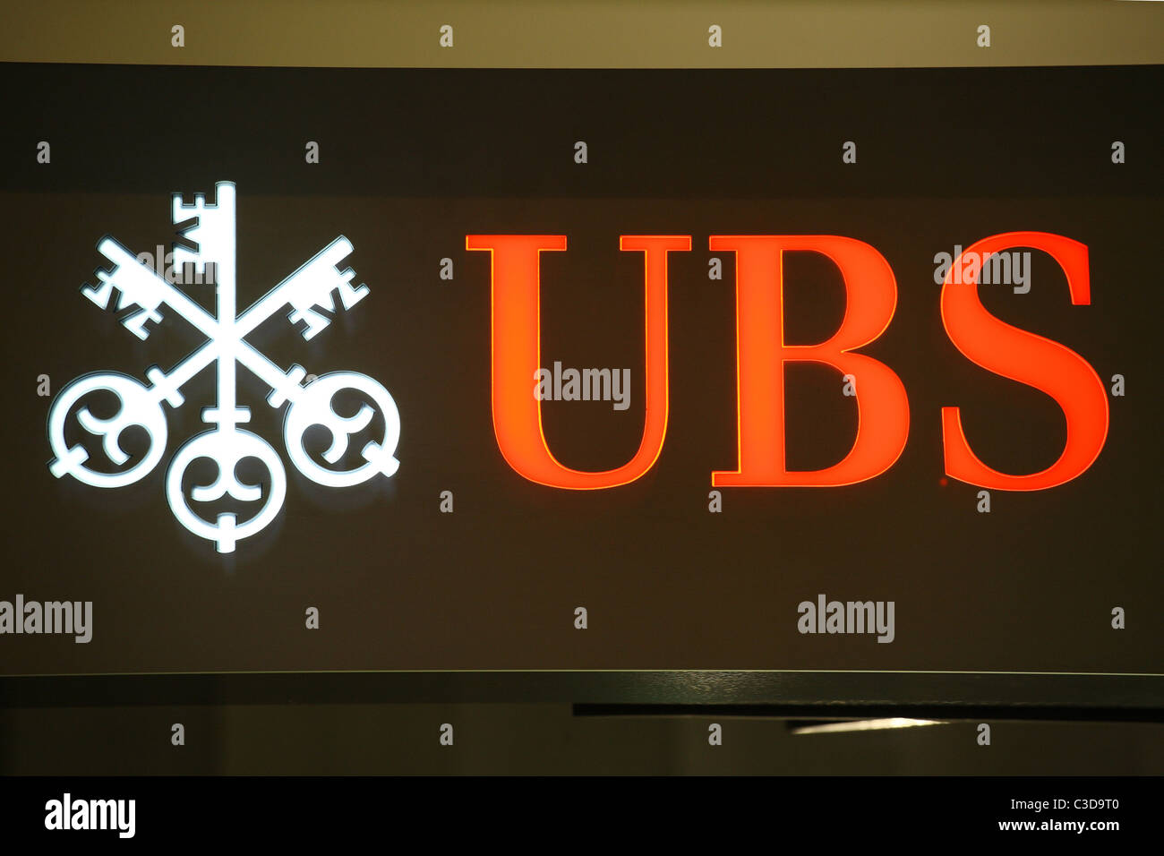 Red ubs logo hi-res stock photography and images - Alamy