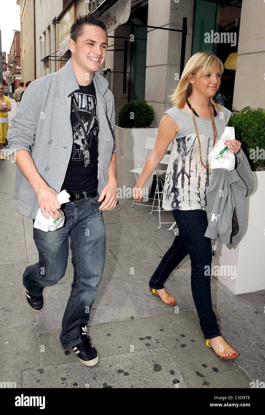 Shaun Smith and Guest Finalists from 'Britain's Got Talent Live' arrive ...