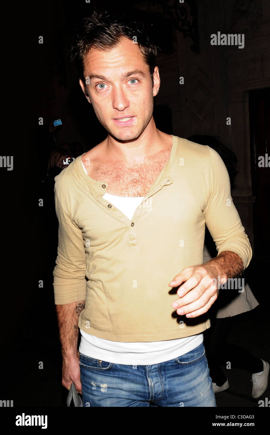 Jude Law leaves the Wyndham's Theatre after performing the lead role in ...