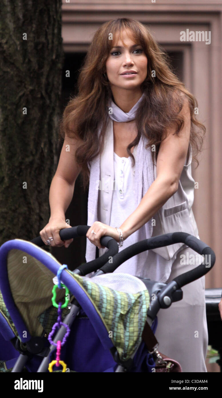 Jennifer Lopez Pregnant With Twins