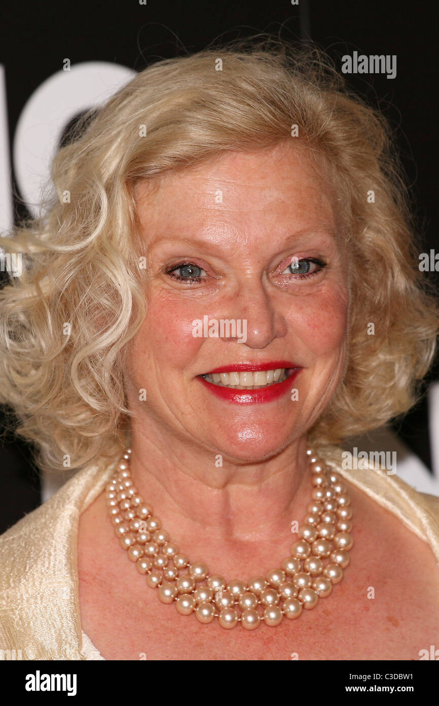 Sandra dickinson hi-res stock photography and images - Alamy