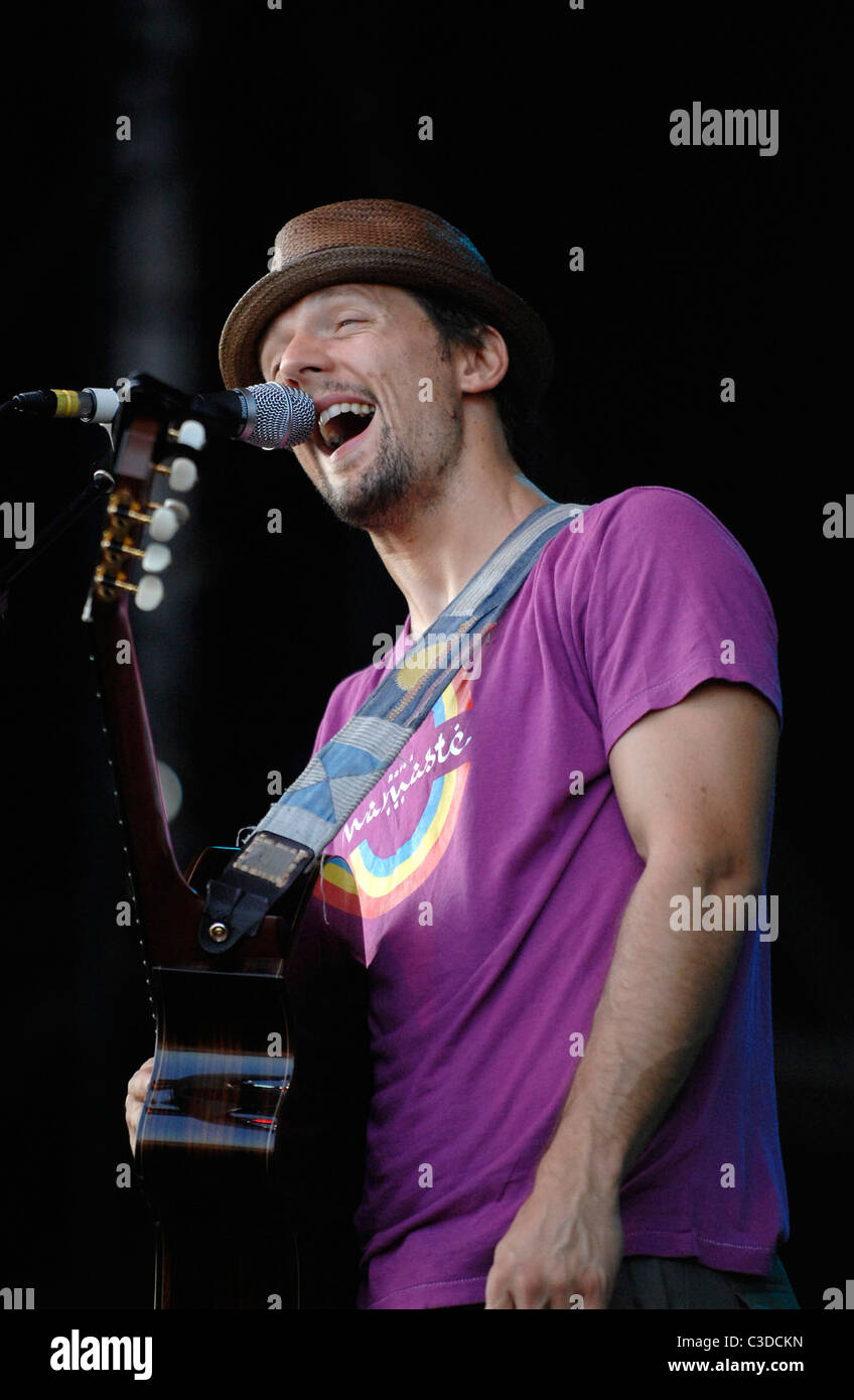 Jason Mraz performing in a sold out concert at Westerpark Amsterdam ...
