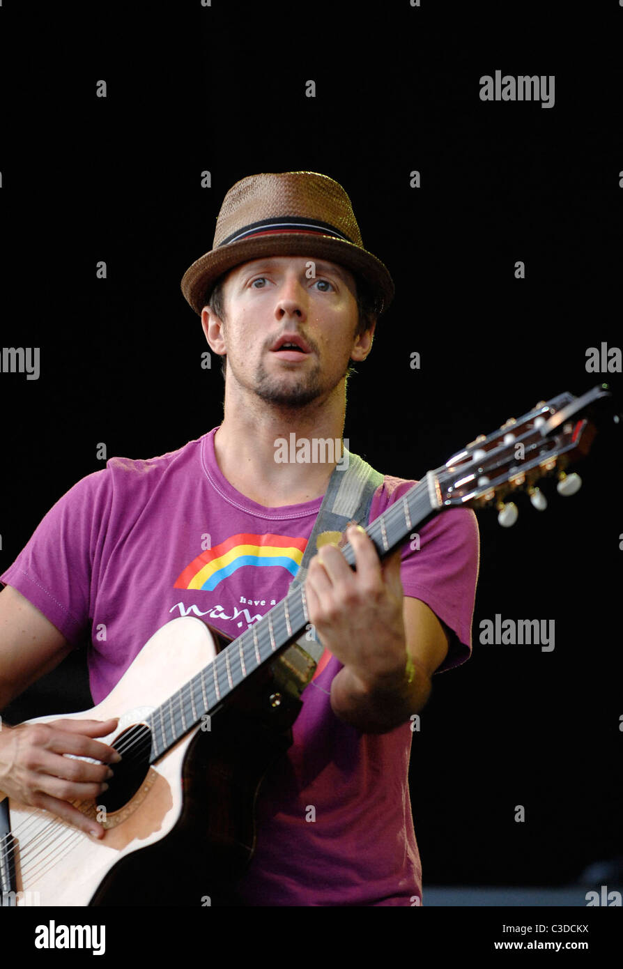 Jason Mraz performing in a sold out concert at Westerpark Amsterdam ...