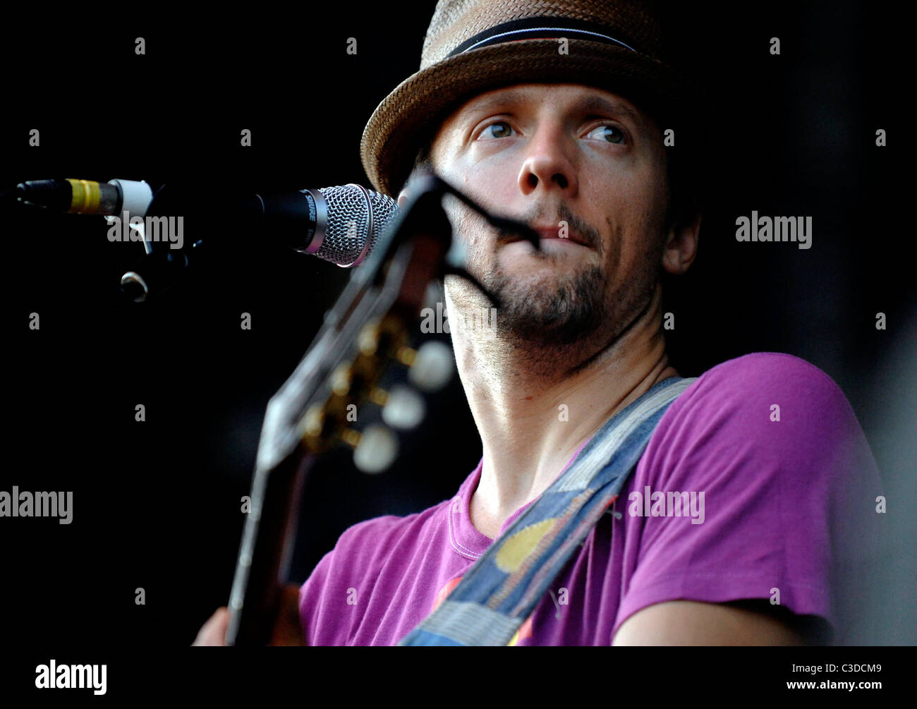 Jason Mraz performing in a sold out concert at Westerpark Amsterdam ...