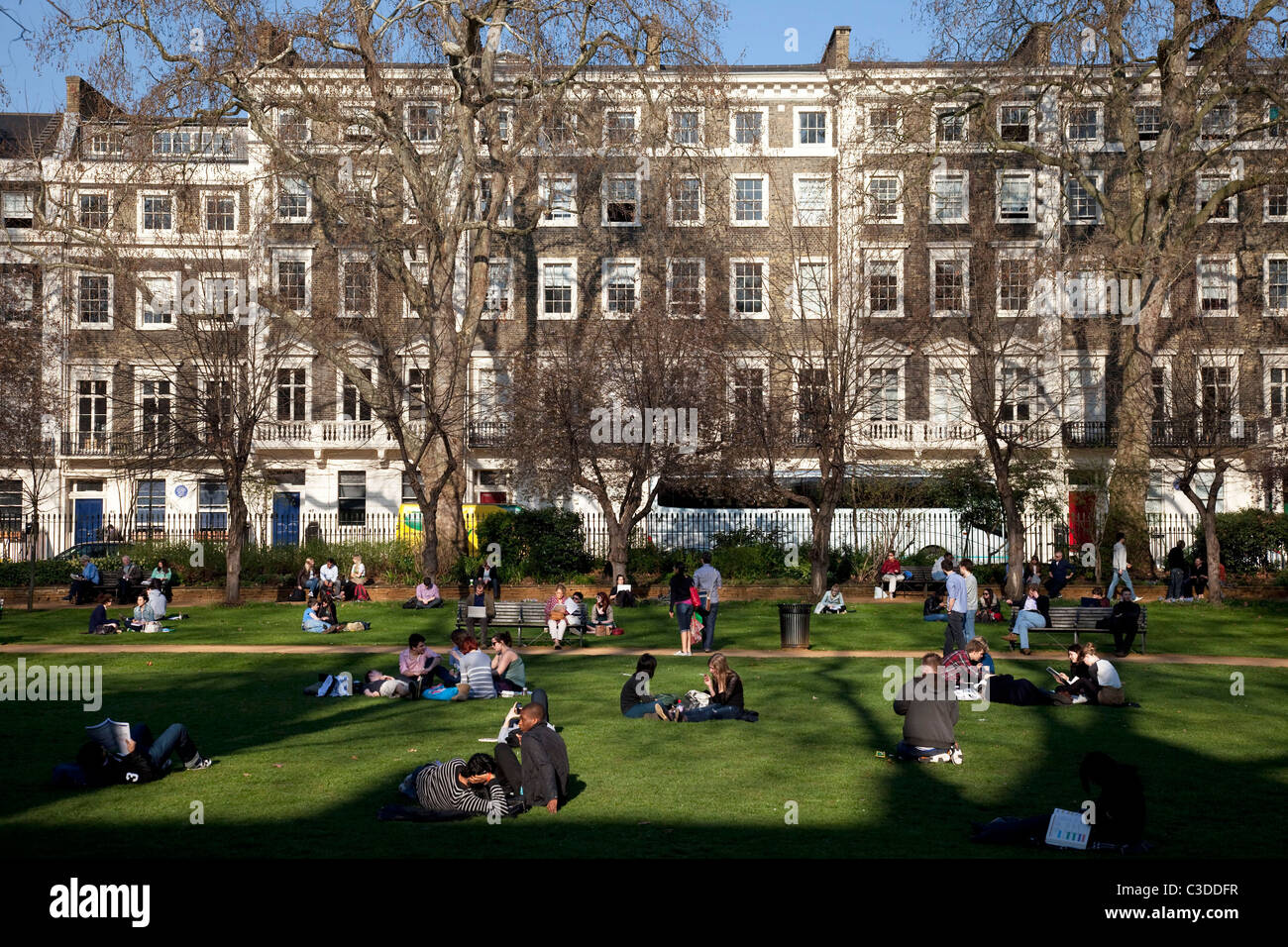 Gordon square hi-res stock photography and images - Alamy