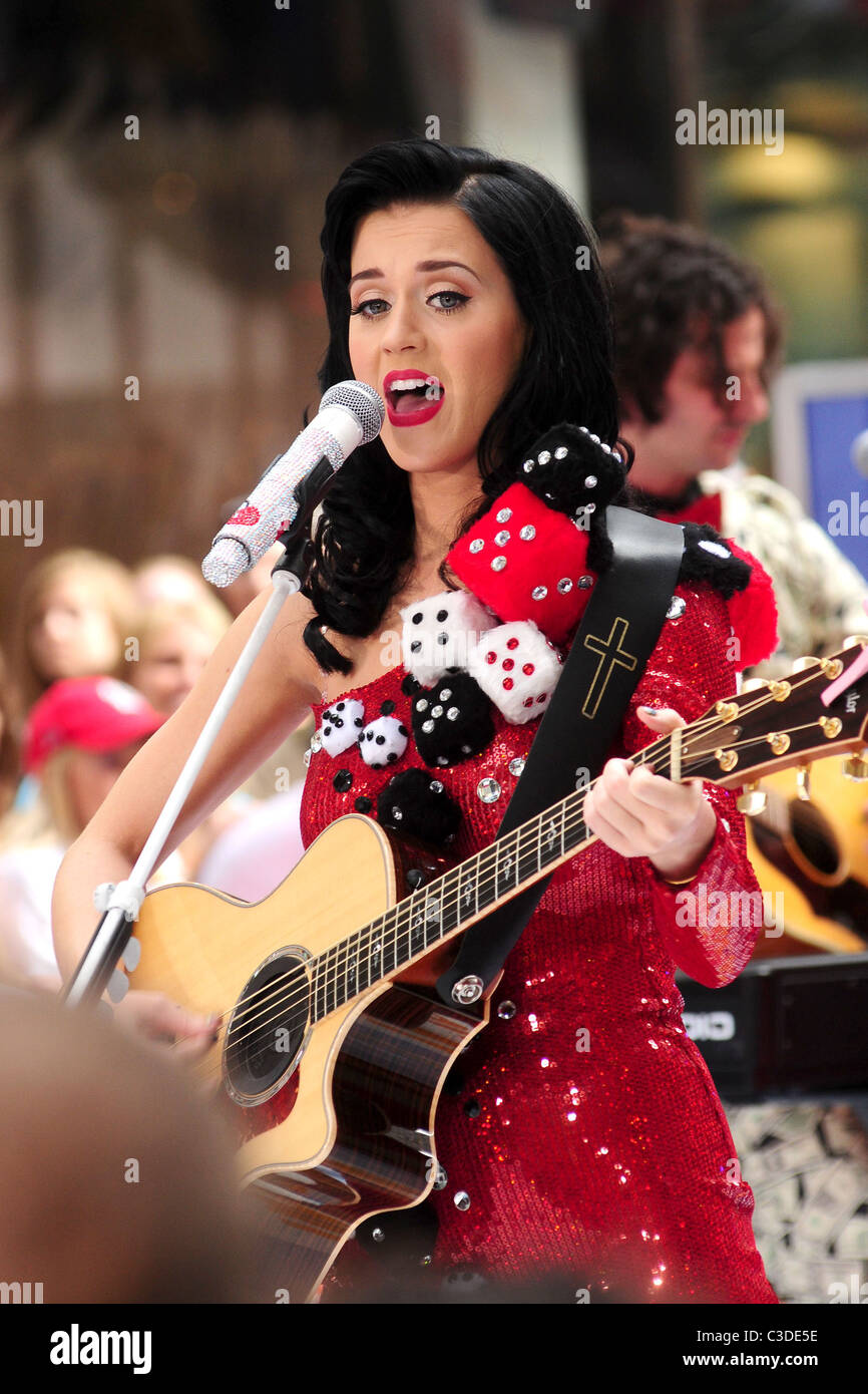 Katy Perry performing live on the 'Today Show's Summer Concert Series ...