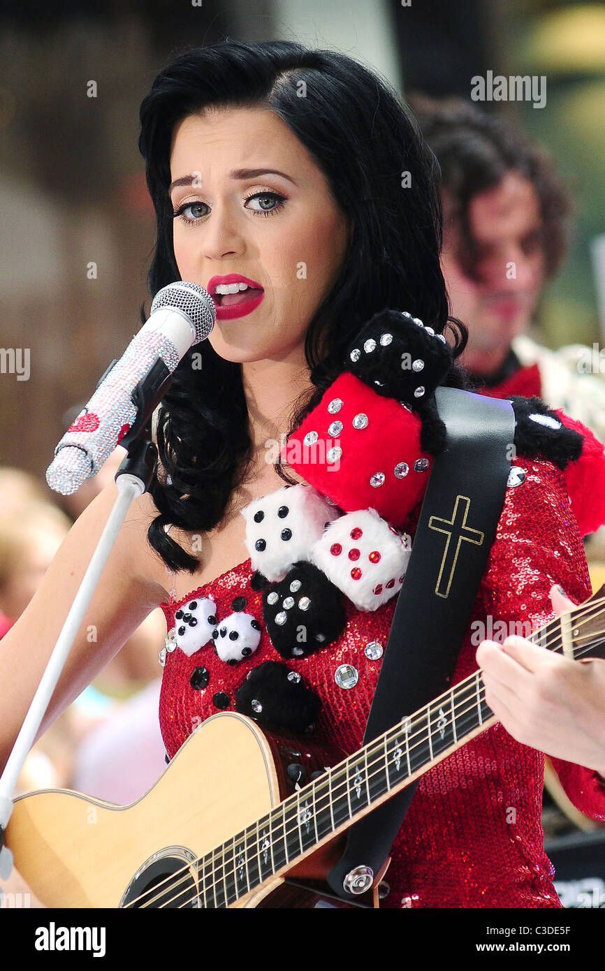 Katy Perry performing live on the 'Today Show's Summer Concert Series ...