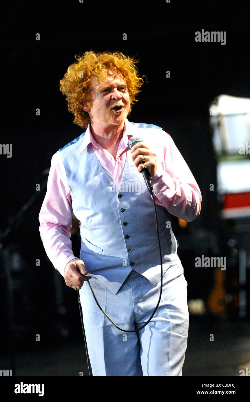 Mick Hucknall Simply Red performing live in concert at the Westerpark ...