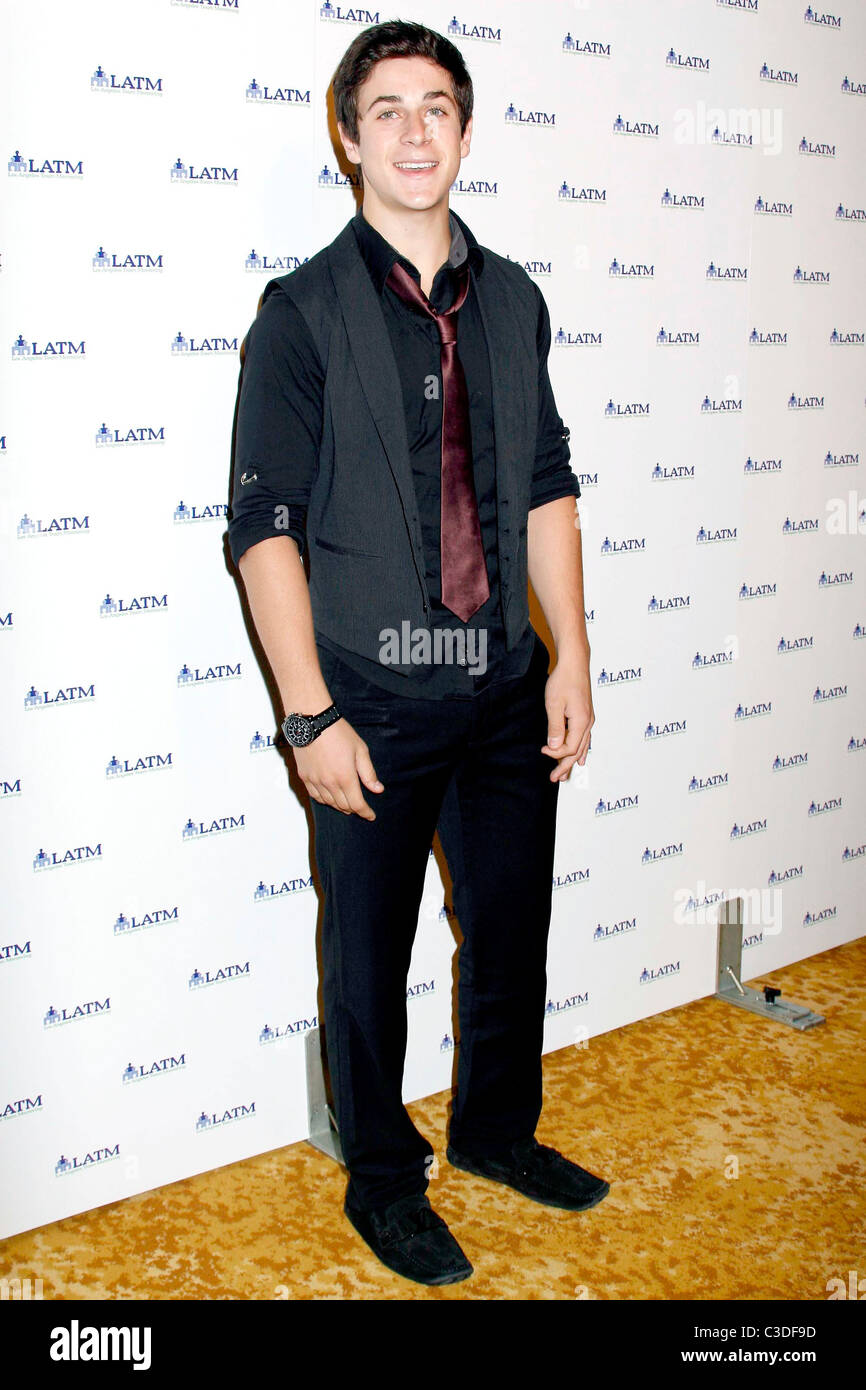 David Henrie of 'Wizards of Waverly Place' Disney Channel stars attend ...