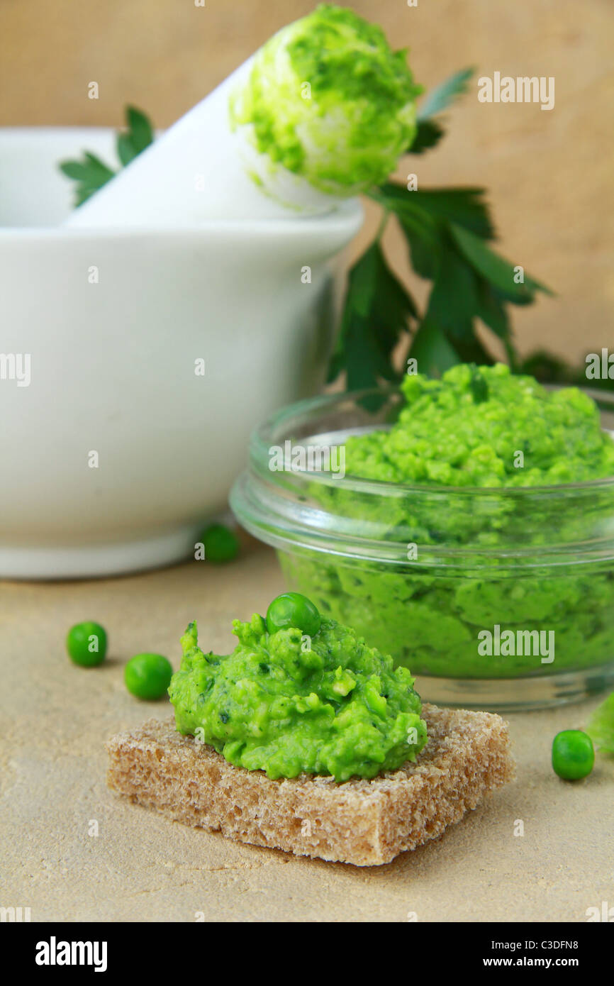 Pea pate hi-res stock photography and images - Alamy