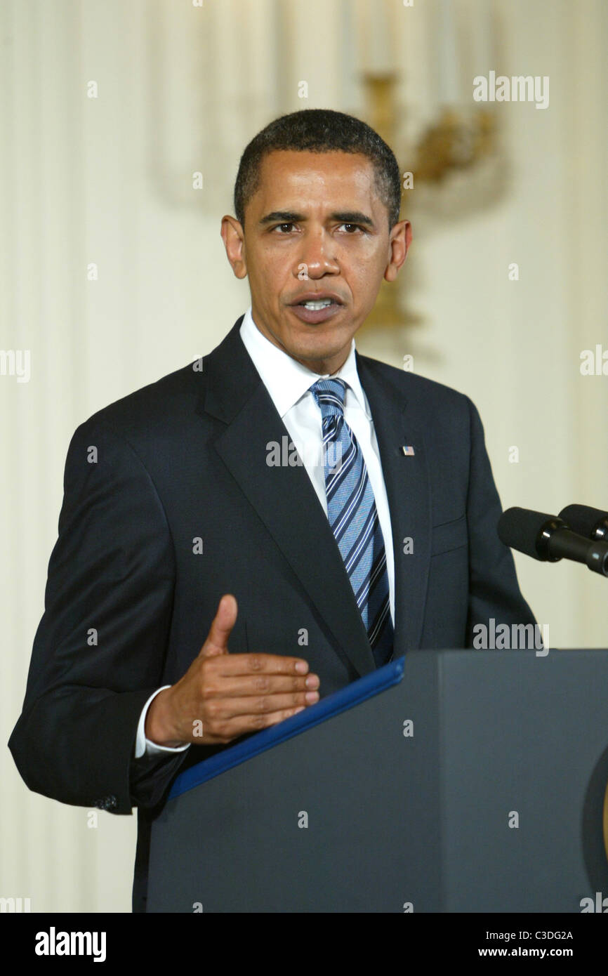 Disabilities act obama hi-res stock photography and images - Alamy