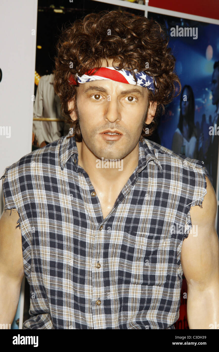 Bruce Springsteen wax sculpture Madame Tussauds wax sculptures of New ...