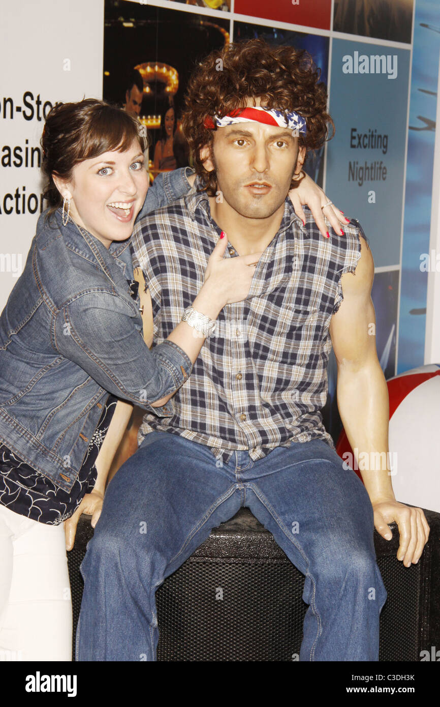Bruce Springsteen wax sculpture Madame Tussauds wax sculptures of New ...