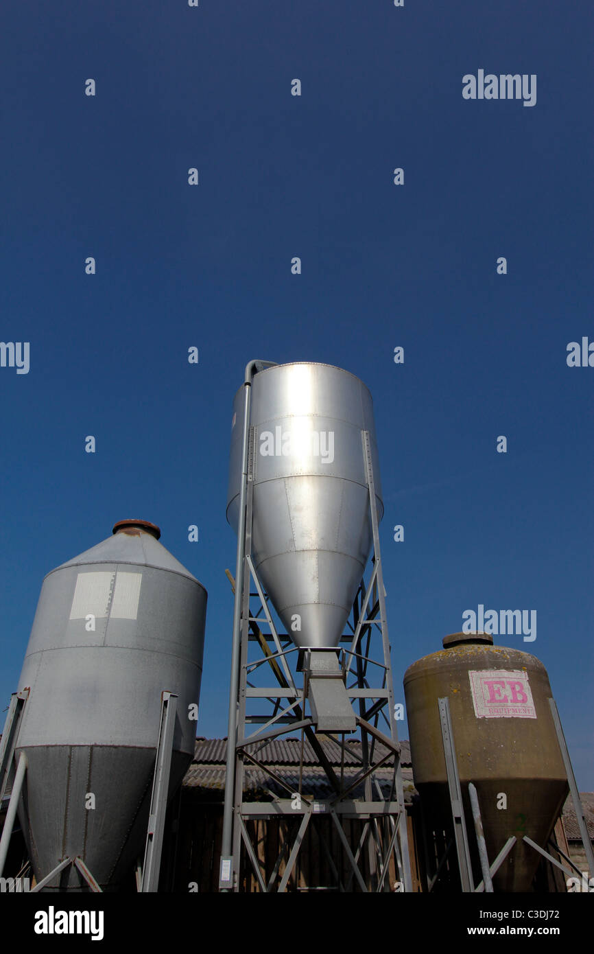 Animal feed silo hi-res stock photography and images - Alamy