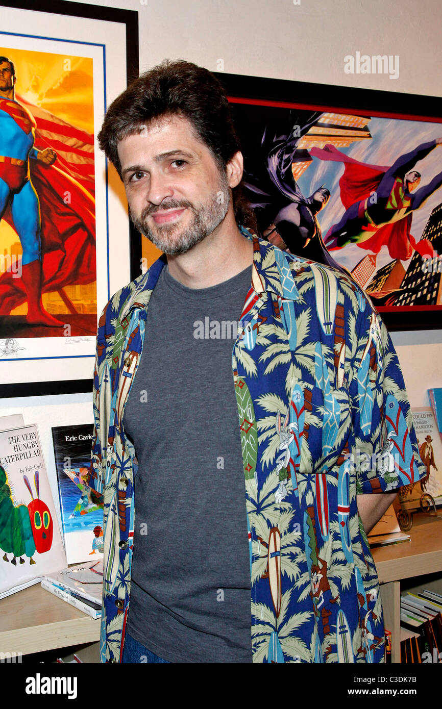 Glen Orbik Marvel artworks and the legends behind the comics meet fans ...