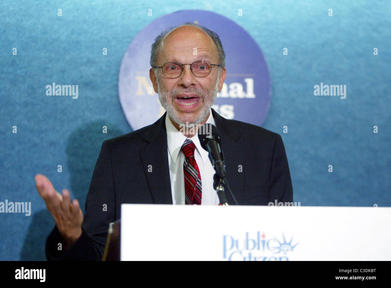 President Obama 's former Physician Dr. Scheiner Attends a press ...