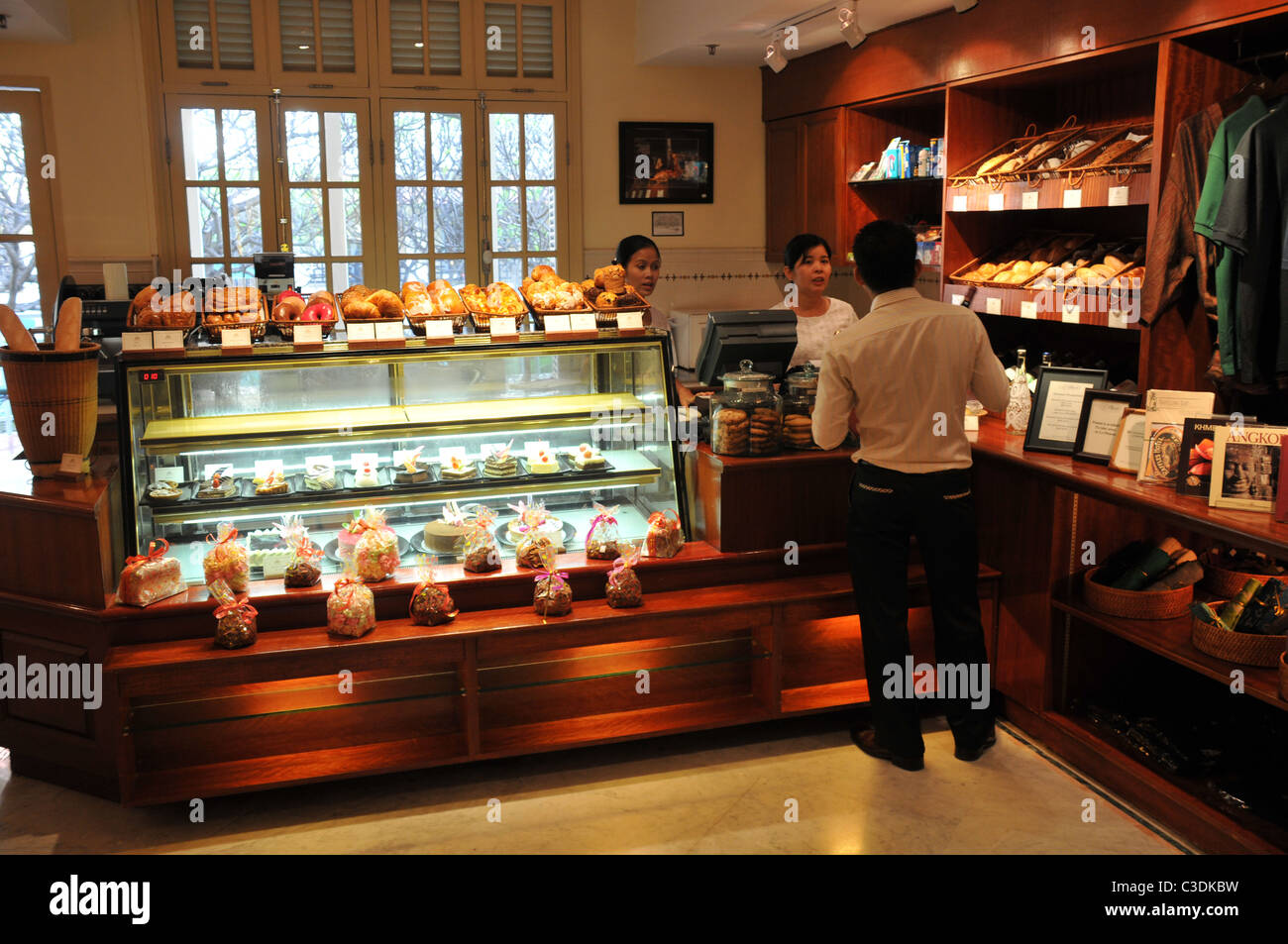 Cake shop,Raffles Hotel, Phnom Penh, Cambodia Stock Photo - Alamy