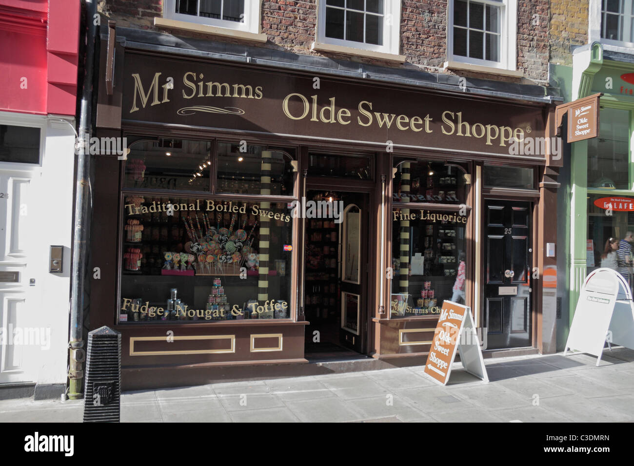 Mr Simms Olde Sweet Shoppe on New Row, Covent Garden, London, UK Stock ...