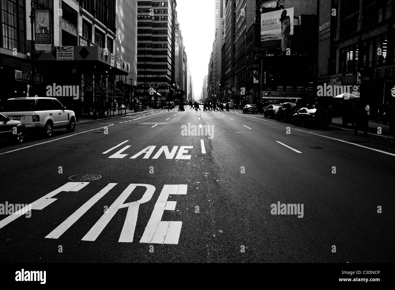 Fire lane hi-res stock photography and images - Alamy