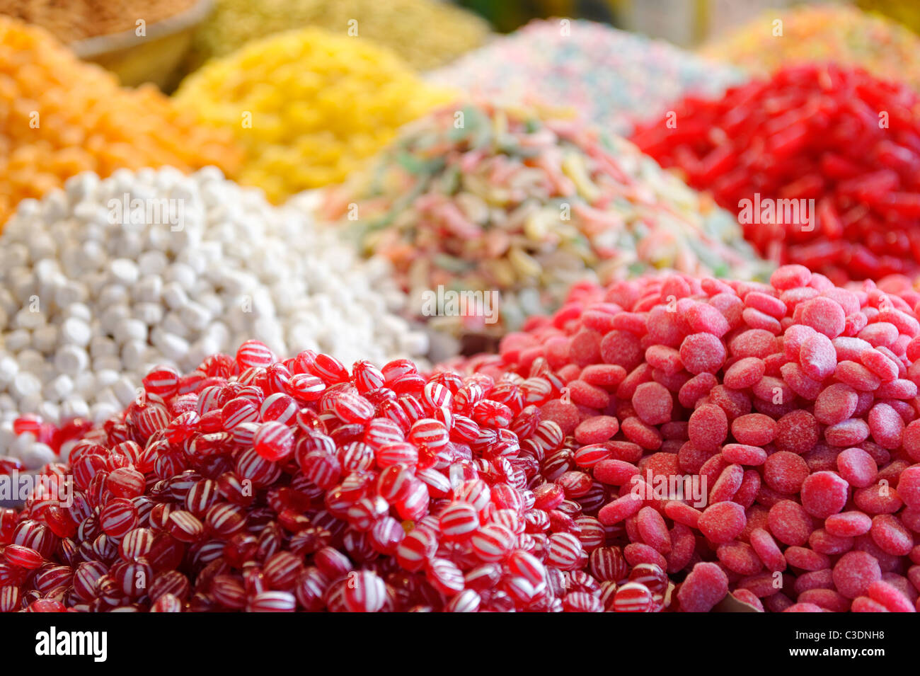 Damascus syria shops hi-res stock photography and images - Alamy