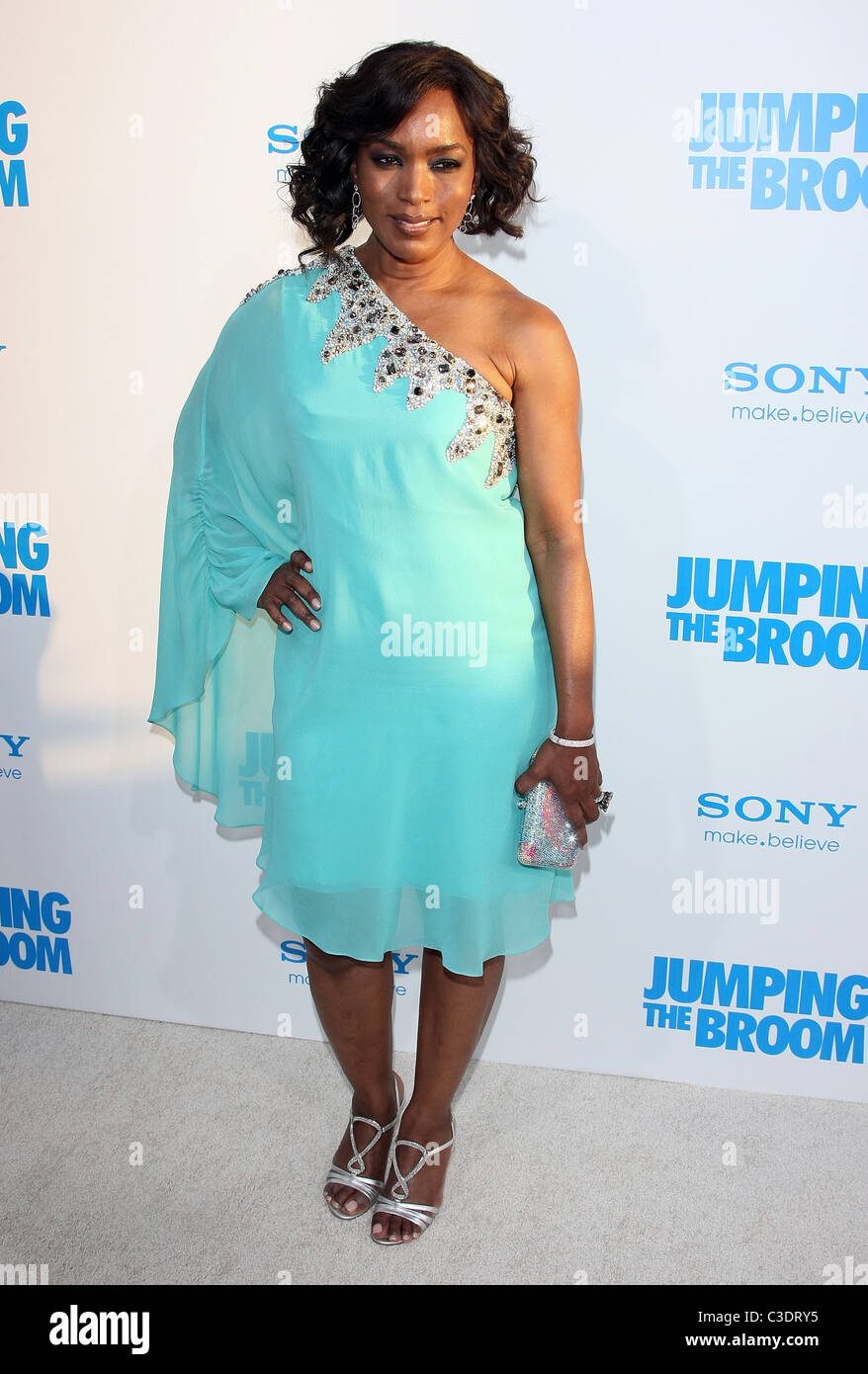 ANGELA BASSETT JUMPING THE BROOM. LOS ANGELES PREMIERE TRISTAR PICTURES ...