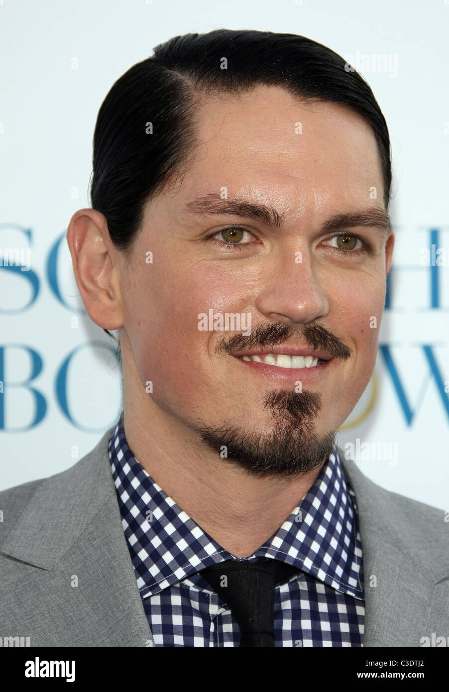 STEVE HOWEY SOMETHING BORROWED. WORLD PREMIERE. WARNER BROS PICTURES ...
