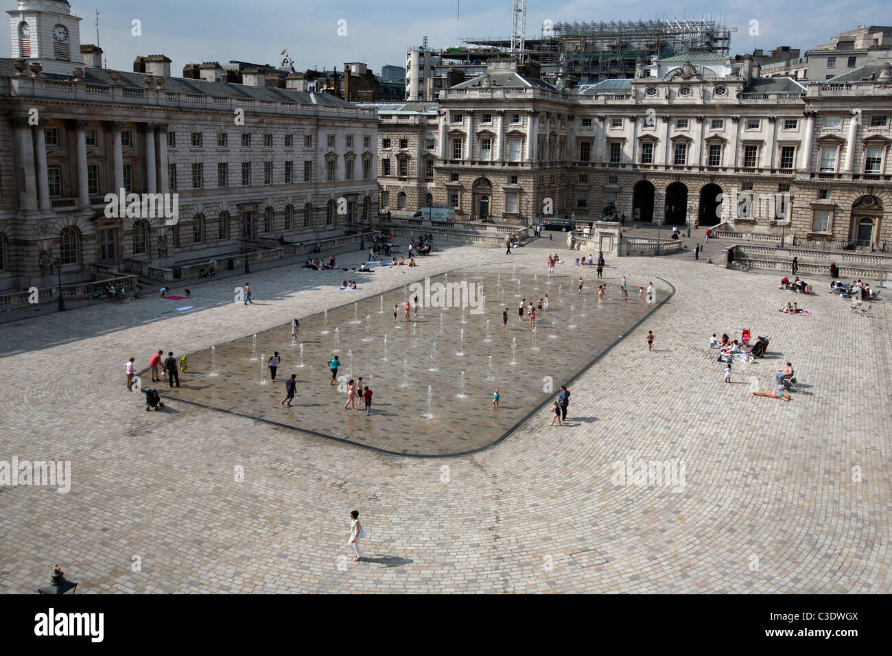 london somerset house courtyard in summer Stock Photo - Alamy