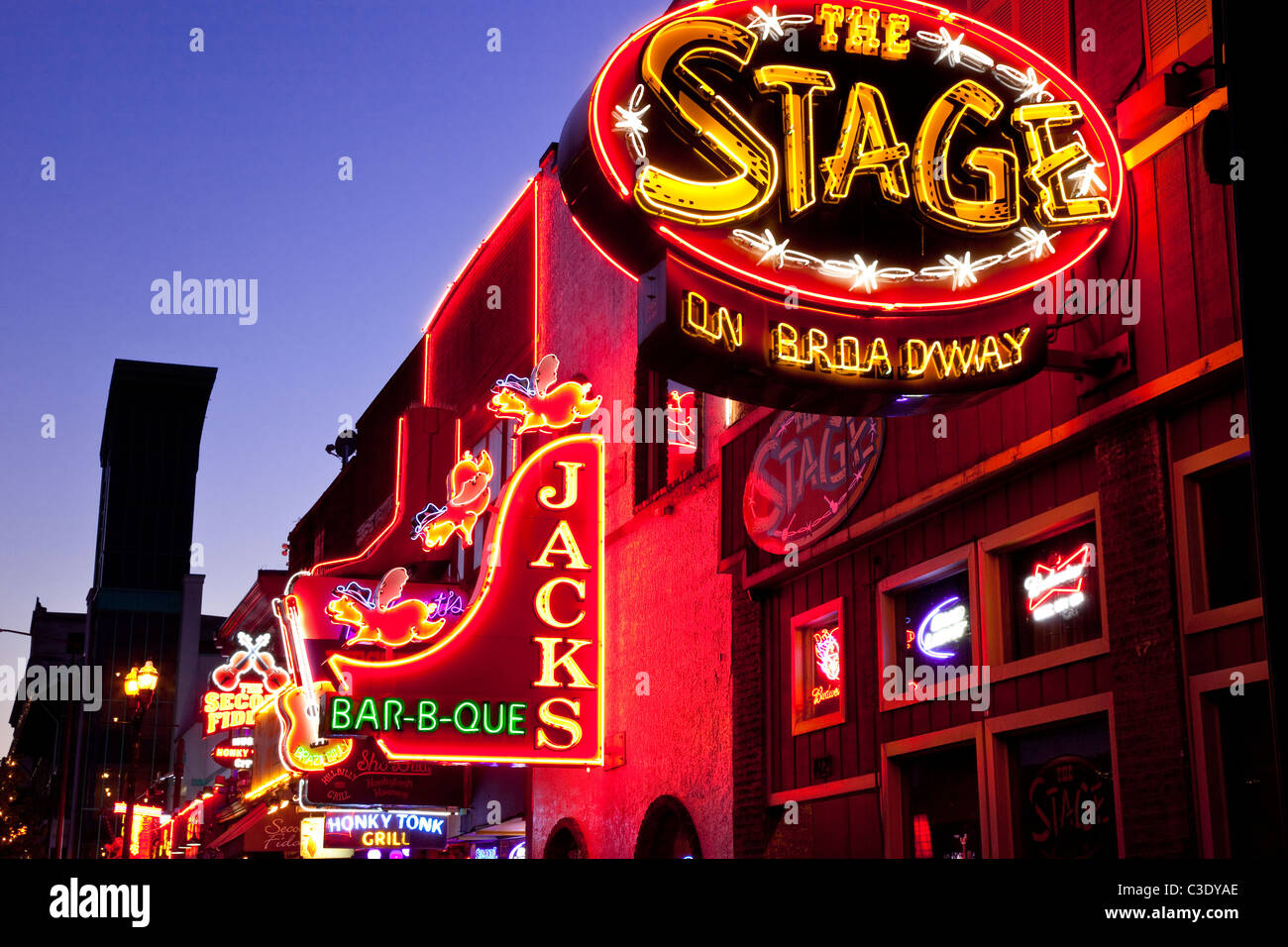 Neon sign signs hi-res stock photography and images - Alamy