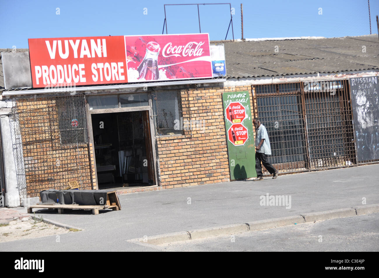 Township shops in south africa hi-res stock photography and images - Alamy